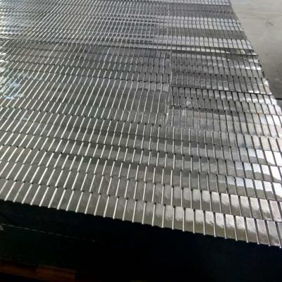 China Custom Slotted Aluminum Honeycomb Core 0.4-5mm Cell Size with 0.015-0.1mm Foil Thickness for Industrial Applications for sale