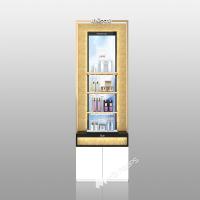 China Multidirectional Cosmetics Perfume Display Cabinet Shelves Lighting System For Airports for sale