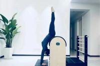 China Black Sturdy Iron Stand Ladder Barrels for pilates exercises for sale