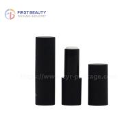 China Cosmetic Black Empty Lipstick Container Magnetic Cylinder 5g for sale
