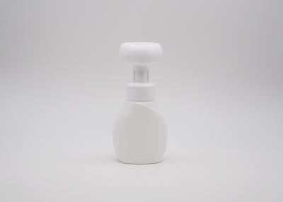 China Flower Foam Seal Pump Refillable Plastic Spray Bottles 250ml In Food Grade HDPE Material for sale