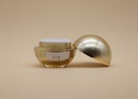 China Spherical Cosmetic Cream Containers Gold Color Volume 30g 50g OEM Available for sale