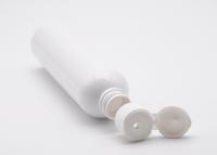 China 180ml Plastic Bottle White Cosmetic Shampoo Bottle With 24mm Disc Top Cap for sale