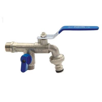 China Polishing And Chrome Plated Bibcock Valve with Zinc Alloy Handle Mate and PTFE Seat Material for Enhanced Control for sale