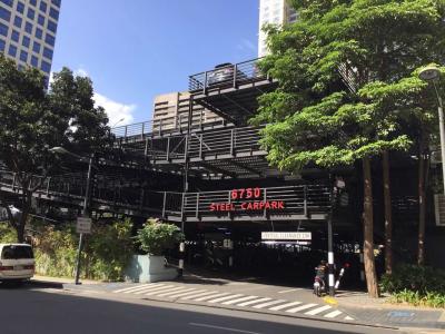 China Multi-Storey Galvanized Light Steel Car Park Shade Structure Building 80m Span for sale