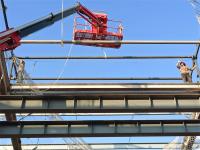 China Customized Light Steel Structure Building Long Span 50 Year Life Q235 Q345 for sale
