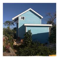 China Prefabricated Steel Structure Insulated Panel Family House 75mm EPS Sandwich Panel for sale