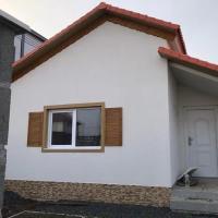 China Q235 Steel Structure Building Steel Keel Frame Metal Home Villa with Resin Tile 50 Year Service Life for sale