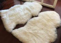 China Living Room Soft White Fur Floor Rug , Smooth Wool Sheepskin Car Seat Covers for sale