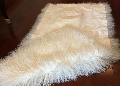 China Mongolian Sheepskin Rug Luxurious 60 x120cm White Long Curly TIbetan Sheepskin for sale