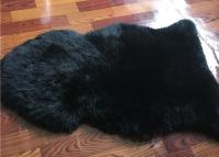 China Dyed Black Sheepskin Fleece Blankets Soft Warm For Children Room Bed Decoration for sale