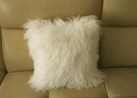 China Long Haired White Fluffy Cushion Covers Comfortable Soft With Tibetan Lamb Fur for sale