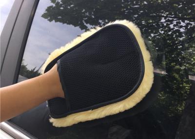 China Sheepskin Car Wash Mitt One Side Merino Skin Car Wool Wash Mitt With Pocket for sale