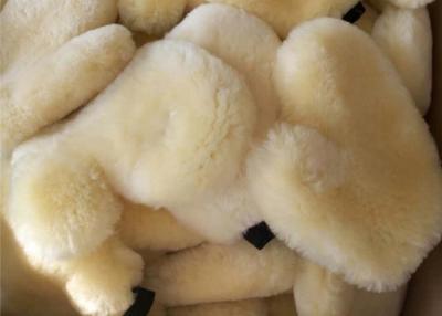 China Sheepskin Car Wash Mitt Car Detailing Super soft 100% real sheepskin wool for sale