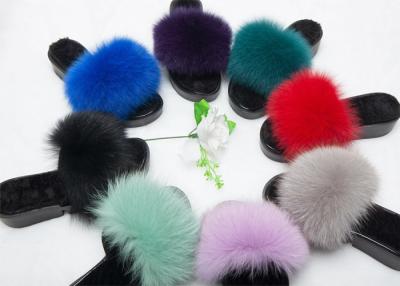 China Ladies Luxury Fox Fur Cute Fuzzy Slippers , Indoor Ladies Fur Slippers for sale
