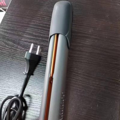 China Black Heat Resistant Silicone Hair Straightener Cover Sleeve 9.3x3.8cm for sale