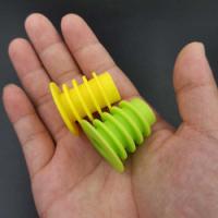 China Food Grade Silicone Wine Bottle Stoppers Reusable Leakproof 4 Pack for sale