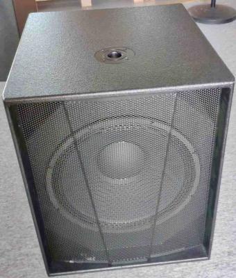 China Indoor Loudspeaker Subwoofer 18 Inch 600w Small Middle Size Touring Installation for sale