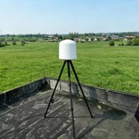 China Drone Detector with 10km Detection Range, Full Band Spectrum Display, and 400+ Drone Model Database for UAV Security for sale