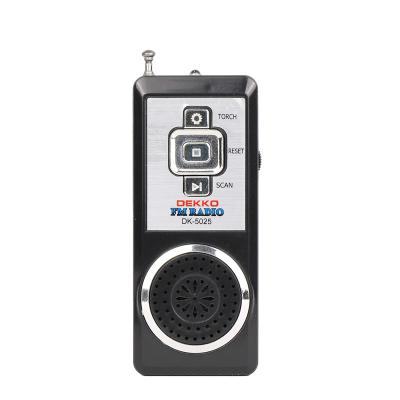 China Black FM Speaker Radio 105mm DSP Chip Single Band with Earphone Jack Flashlight for sale