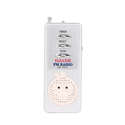 China Birds Design Mini Digital FM Radio Auto Scan Outdoor Handheld 105x43x22mm for sale