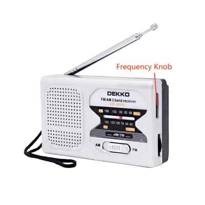 China Portable AM FM Radio Receiver Mini 95x58x23mm Simple Controls Outdoor Emergency Radio for sale