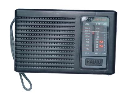 China Desktop AM FM Radio 3W Built-in Speaker 3.5mm Headphone Jack Pointer Display for sale