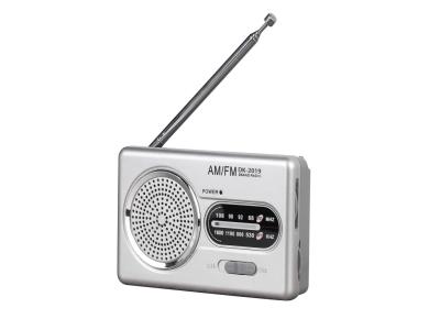 China Dekko DK-2019 Plastic Compact AM FM Radio with Built-in Antenna 2 AA Battery Powered for sale