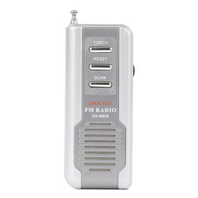 China Private Model FM Speaker Radio With Mini Flashlight Support Custom FM Frequency for sale