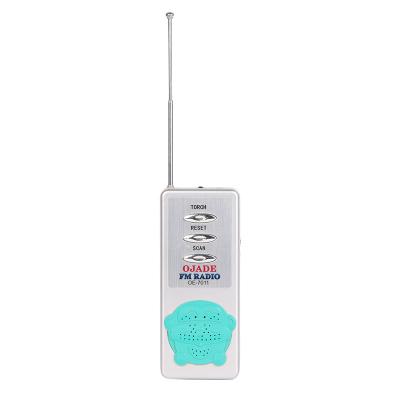 China OEM FM Speaker Radio Auto Scan 88-108MHz Portable Dry 2AA Battery OE-7011 for sale
