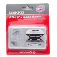 China Portable AM FM Radio 2 AA Battery Powered Emergency Radio with Earphone Jack 95x58x23mm for sale