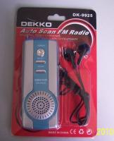 China Ultralight FM Auto Scan Radio OE-1302 Dry Battery Powered Built-in Speaker 88-108MHz for sale