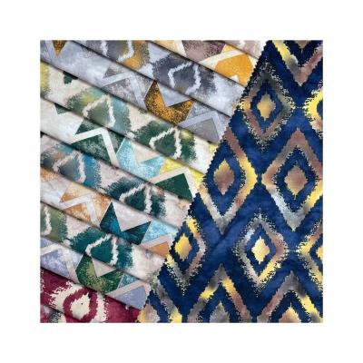 China Knitted Digital Print Fabric White Holland Velvet 100% Polyester Fabric For Sofa Textile for sale