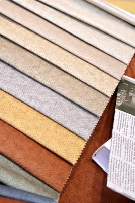 China Medium Weight Custom-made Decorative Jacquard Velvet Fabric for Luxury Home Textile and Upholstery for sale
