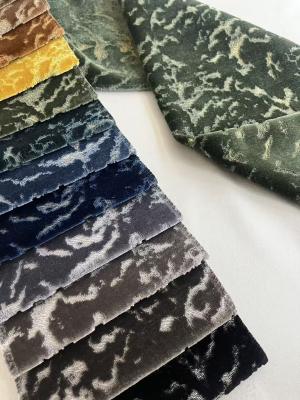 China Heavy Weight 590GSM Velvet Jacquard Sofa Fabric for sale