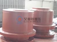 China Oscillating Base Type 18 Months 4000rpm Hydraulic Gearbox Wheel Travel Track Drives for sale