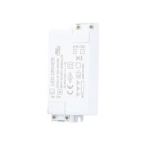 China 24W IP20 Plastic LED Driver for Indoor Lighting with Constant Voltage for sale