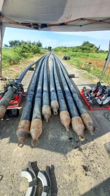 China Galvanized Drill Steel Pipe 4.5in Diameter with 100,000-120,000 Ft-lbs Bending Strength for DTH Drilling for sale