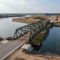 China Modular Steel Bailey Bridge with 120 Tons Carry Capacity and 1.2m Deck Height for Military and Infrastructure Use for sale