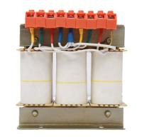 China 7KVA Dry Type Three Phase Auto Transformer 415V/200V Copper Wire with 98% Efficiency and IP54 Protection for sale