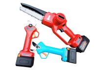 China 12V Battery Lithium Chainsaw 4 - 6 Inch Handheld Electric Tools For Wood And Tree Branches for sale