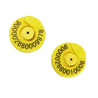 China Waterproof Anti-Shedding RFID Ear Tag with 5 Years Guarantee for Animal Identification for sale