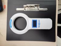 China Portable RFID Microchip Scanner with Rechargeable Lithium Battery for Fast Animal Identification and Veterinary Tracking for sale