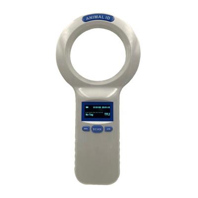 China Handheld RFID Microchip Reader with ISO11784/5 FDX-B Standard 1000 Data Storage and 3 AA Battery Power for sale