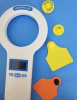 China Built-In System Clock RFID Microchip Scanner With 3 AA Power Supply for sale
