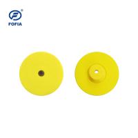 China Imported Chips Uhf Electronic Ear Tags For Animal Mangement for sale