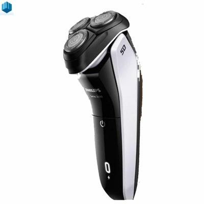 China Shaver Shell Medical Injection Molding With 1-8 Mold Cavity for sale