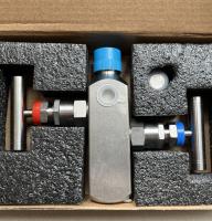 China Rosemounte 2 Way Valve Manifold 0306 Inline SS316 Pressure Manifold 0306RT22BA11 for sale