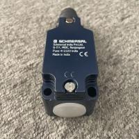China Schmersal M2S 330-11Y-M20 Limit Switch 40mm x 76mm IP65 Metal Enclosure for sale