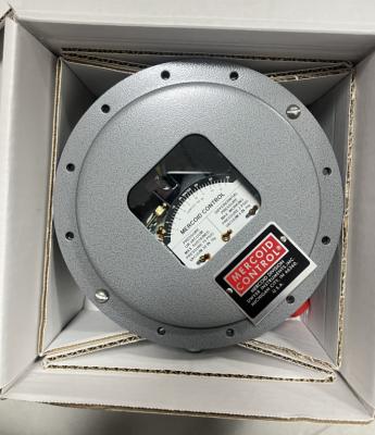 China Dwyer PG Gas Pressure Differential Switch PGW-7200-804-P1 1% Repeatability for sale